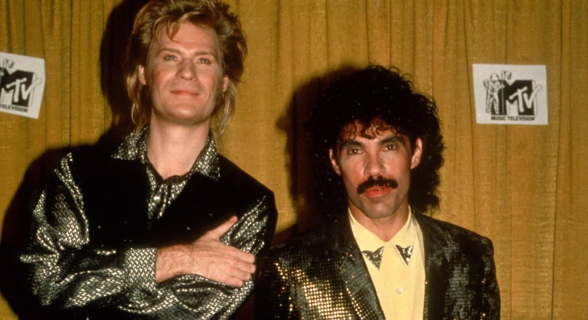 Hall & Oates Legend Undergoes Kidney Transplant - PopCulture.com