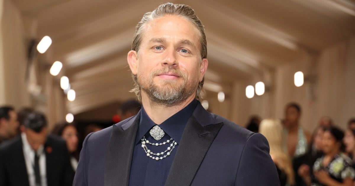 Charlie Hunnam Transforms Into Role of Serial Killer Ed Gein in New Photos - PopCulture.com