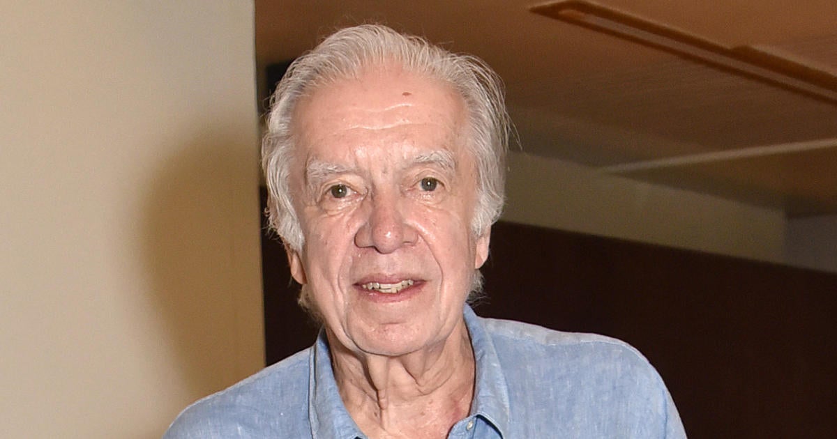 The Crown Actor James Laurenson Dead at 84 - PopCulture.com