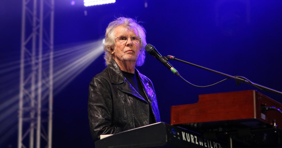 The Zombies' Rod Argent Retires From Touring After Suffering Stroke ...