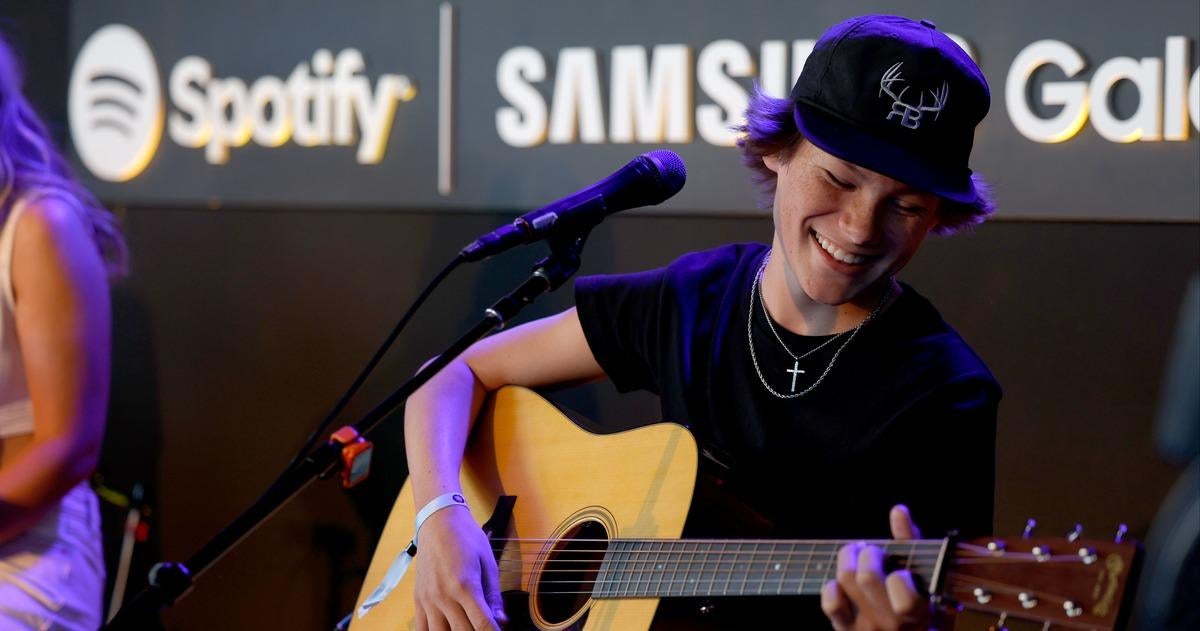 Rising Country Music Star Maddox Batson Talks Whiskey Jam, Golf, and ...