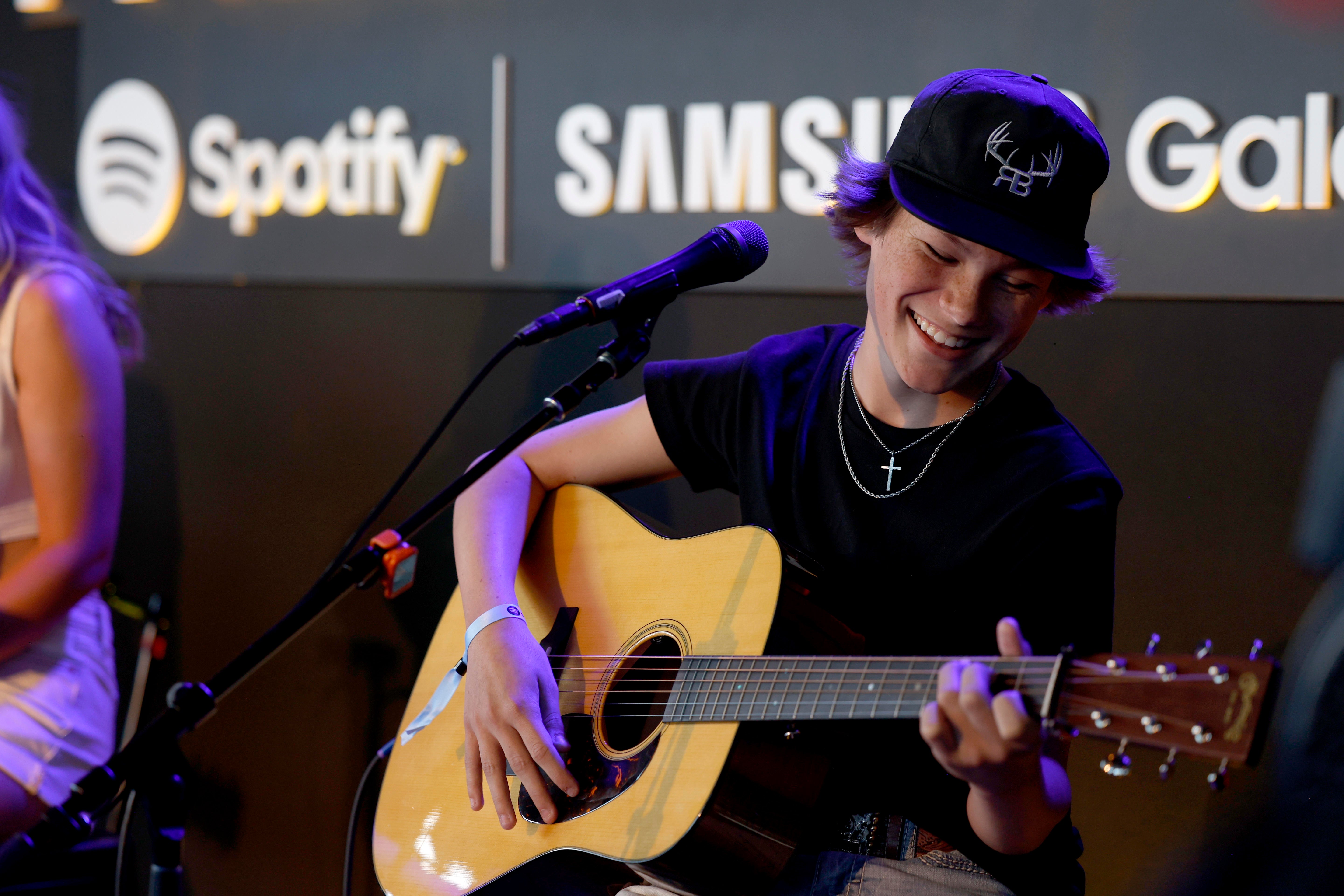 Rising Country Music Star Maddox Batson Talks Whiskey Jam, Golf, and ...