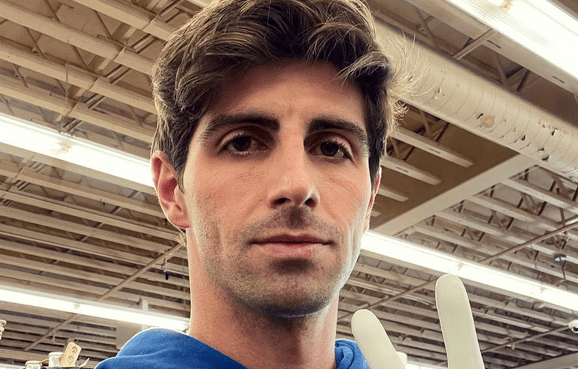 Internet Celebrity Collapses and Dies Following Disneyland Marathon ...