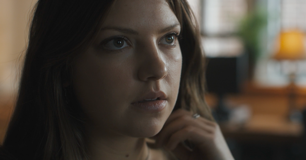 'Tell Me Lies': Bree and Oliver Have an Intense Encounter in Front of His Wife in Exclusive ...