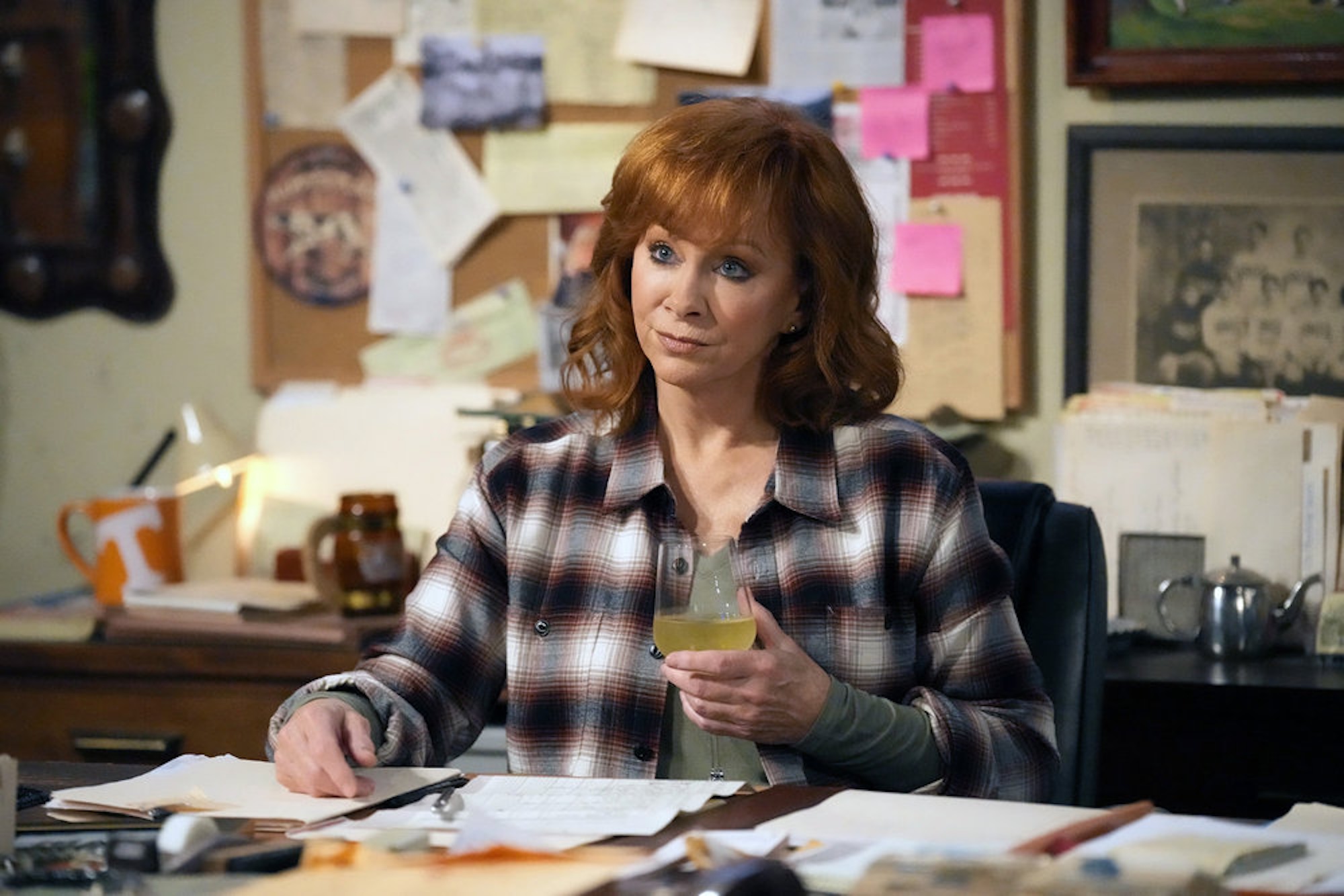 Why Reba Mcentires National Redhead Day Post Was Slammed