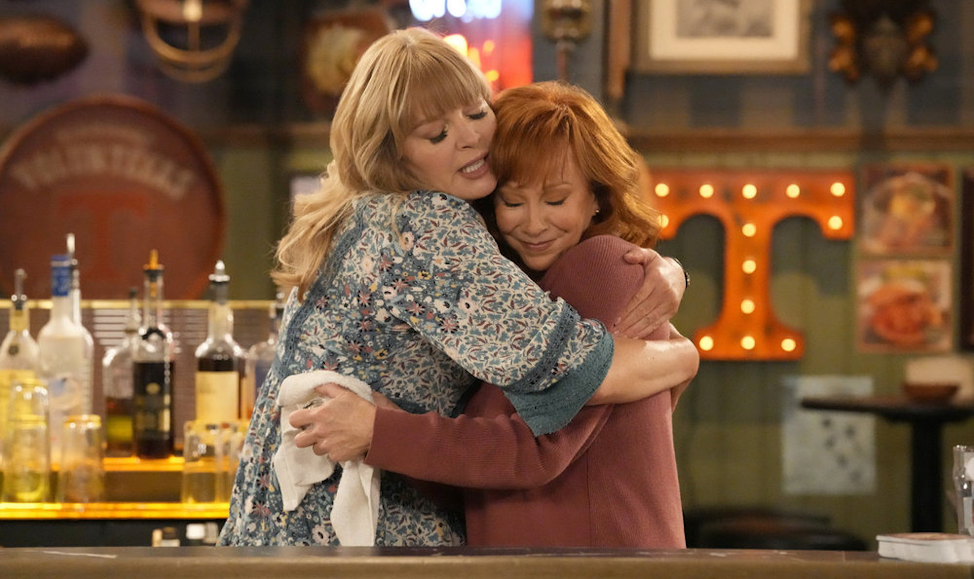 ‘Happy’s Place’ Casts Reba McEntire’s TV Daughter - PopCulture.com