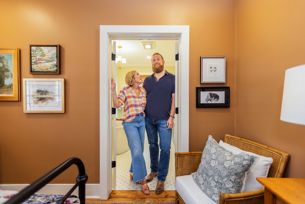 'Home Town' Stars Ben and Erin Napier Reveal Their Nostalgic Holiday Traditions Ahead of New ...