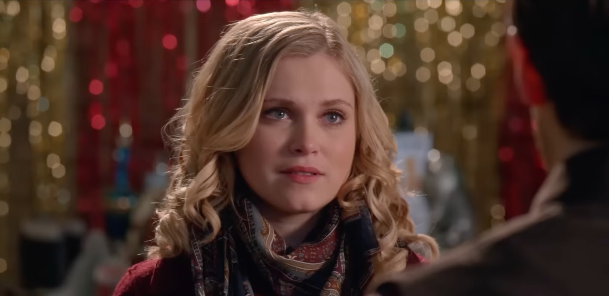 'The 100' Star Eliza Taylor Starred in a Netflix Christmas Rom-Com You ...