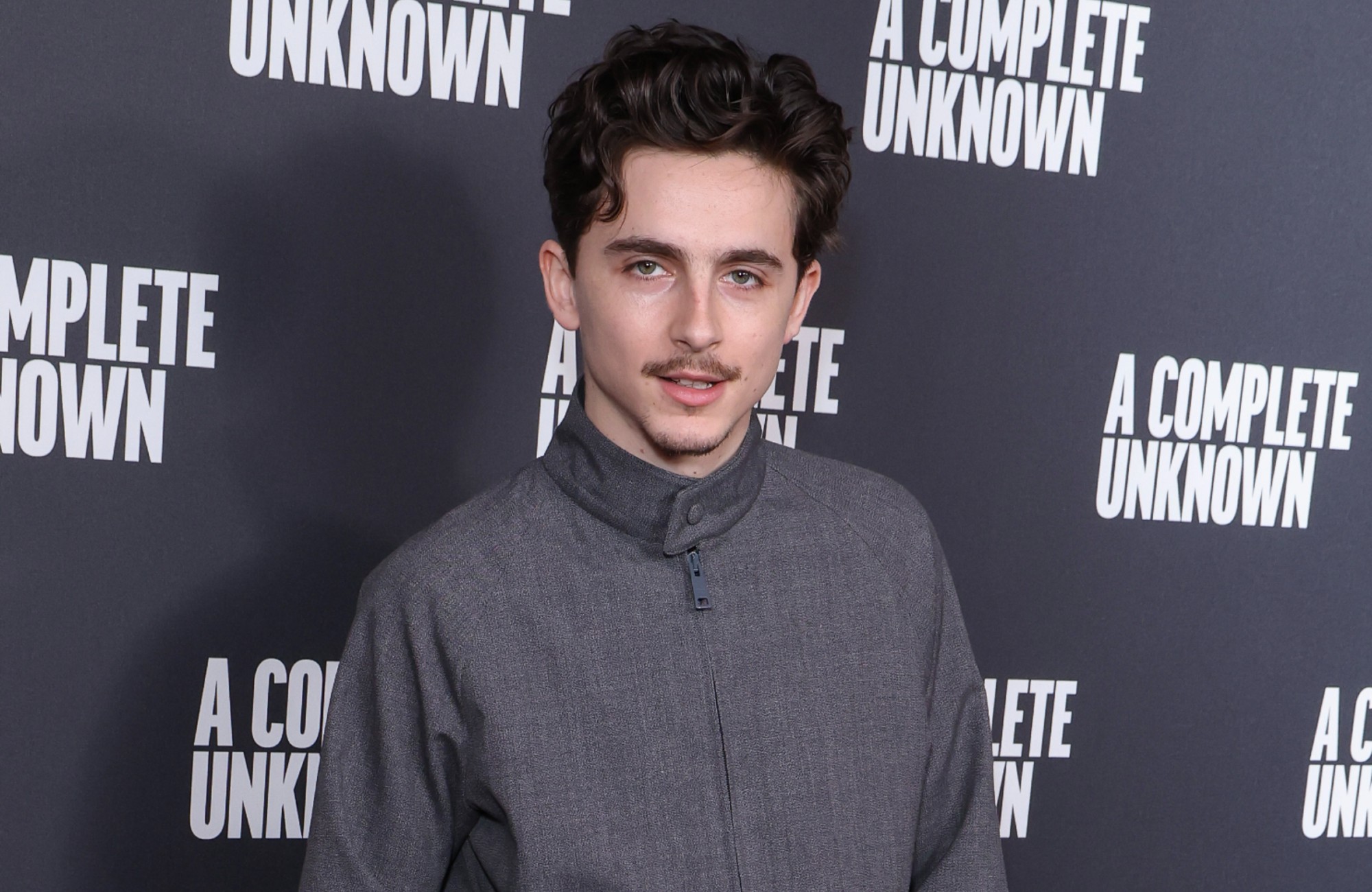 'SNL' Books Timothée Chalamet as Host and Musical Guest in Wake of 'A ...