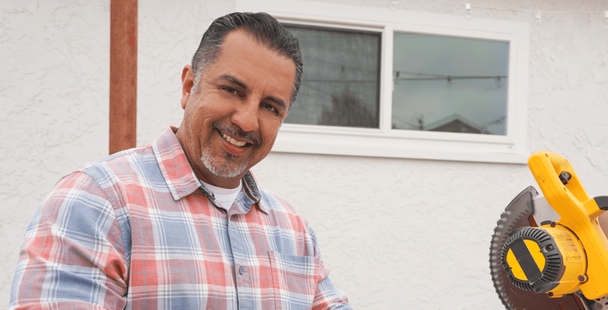 'Flip or Flop' Contractor Izzy Battres Opens up About the 'Legacy' of ...