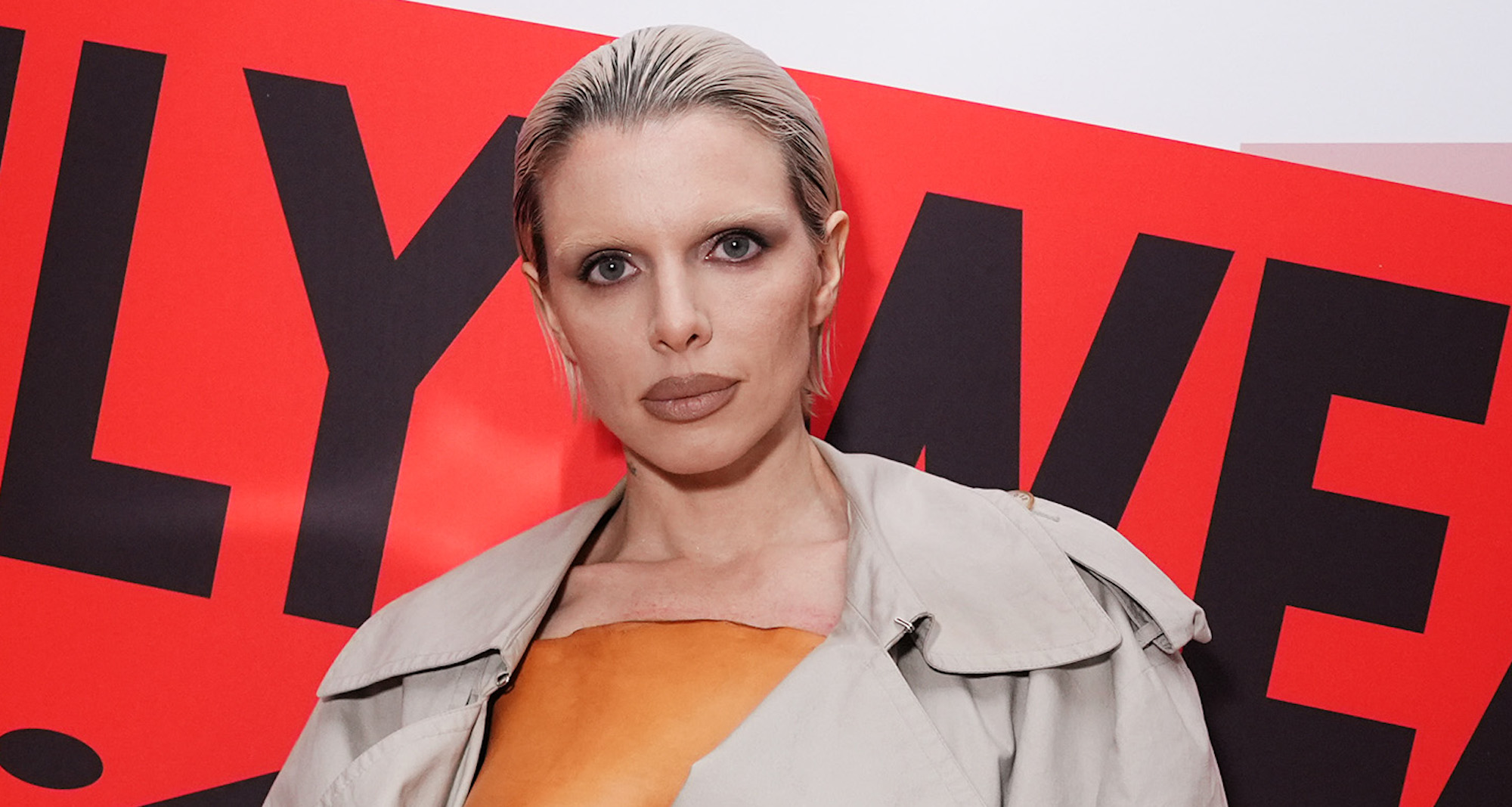 Julia Fox Mocks Kanye West's Wife Bianca Censori's Grammys Dress With 'Topless' Outfit ...