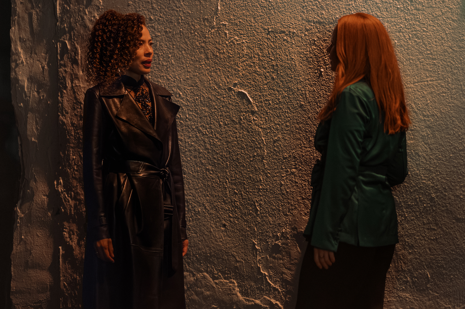'Yellowjackets' Star Tawny Cypress Talks Tai and Van's Relationship Arc ...