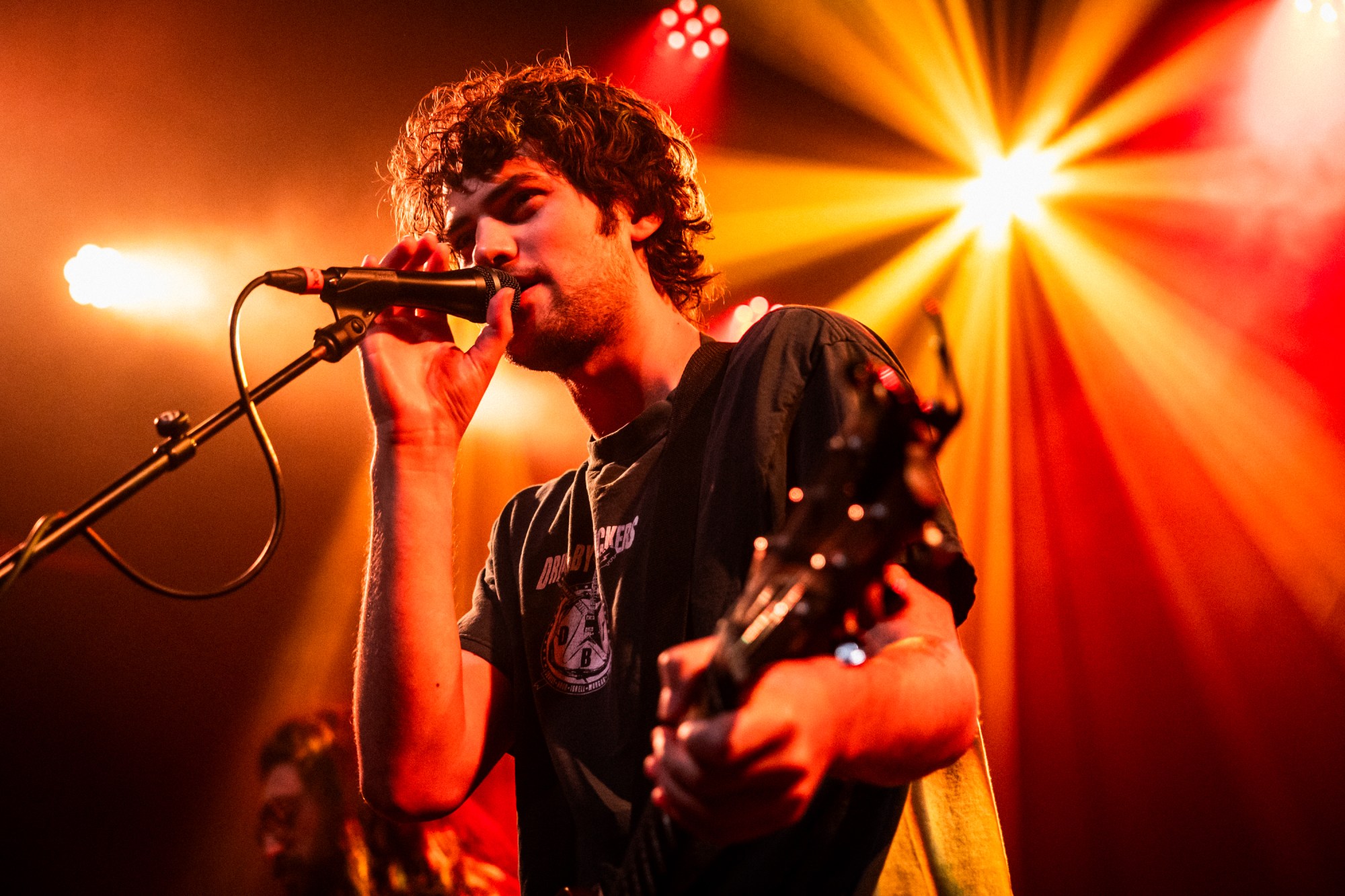 Rock Star Stops Touring With His Band After Solo Success: Latest on MJ ...