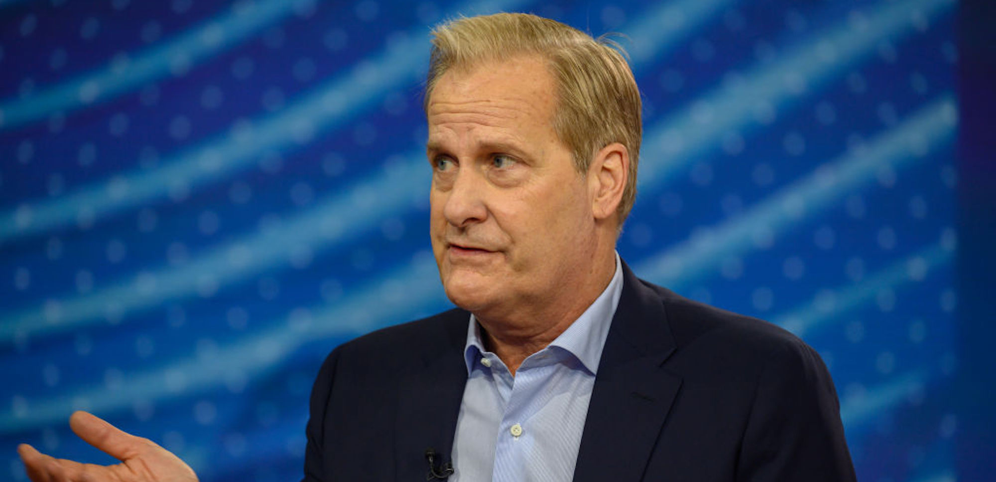 'Shrinking' Casts Jeff Daniels as Jason Segel's Dad - PopCulture.com