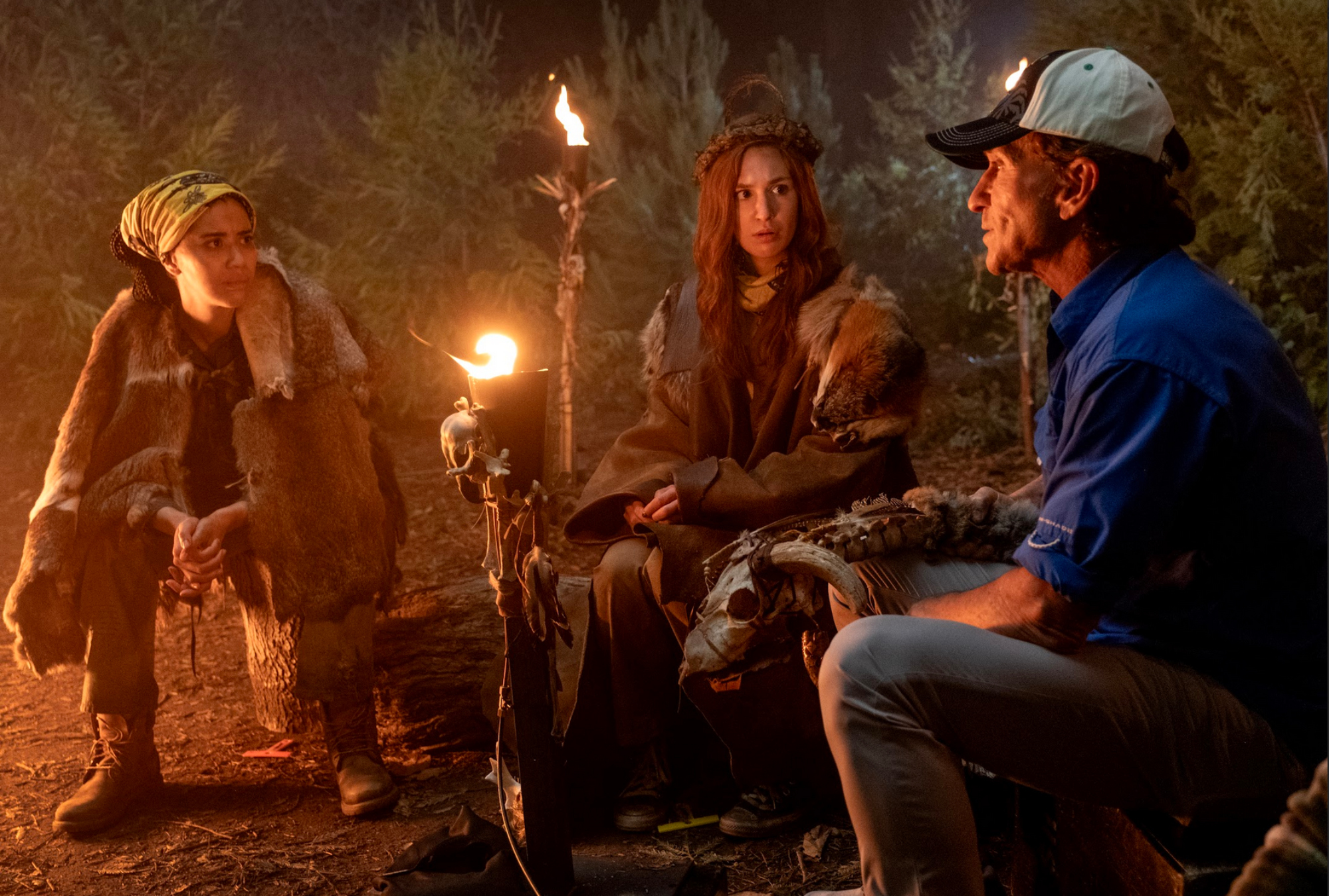 'Yellowjackets' and 'Survivor' Cross Over in Wild Paramount+ Promo ...