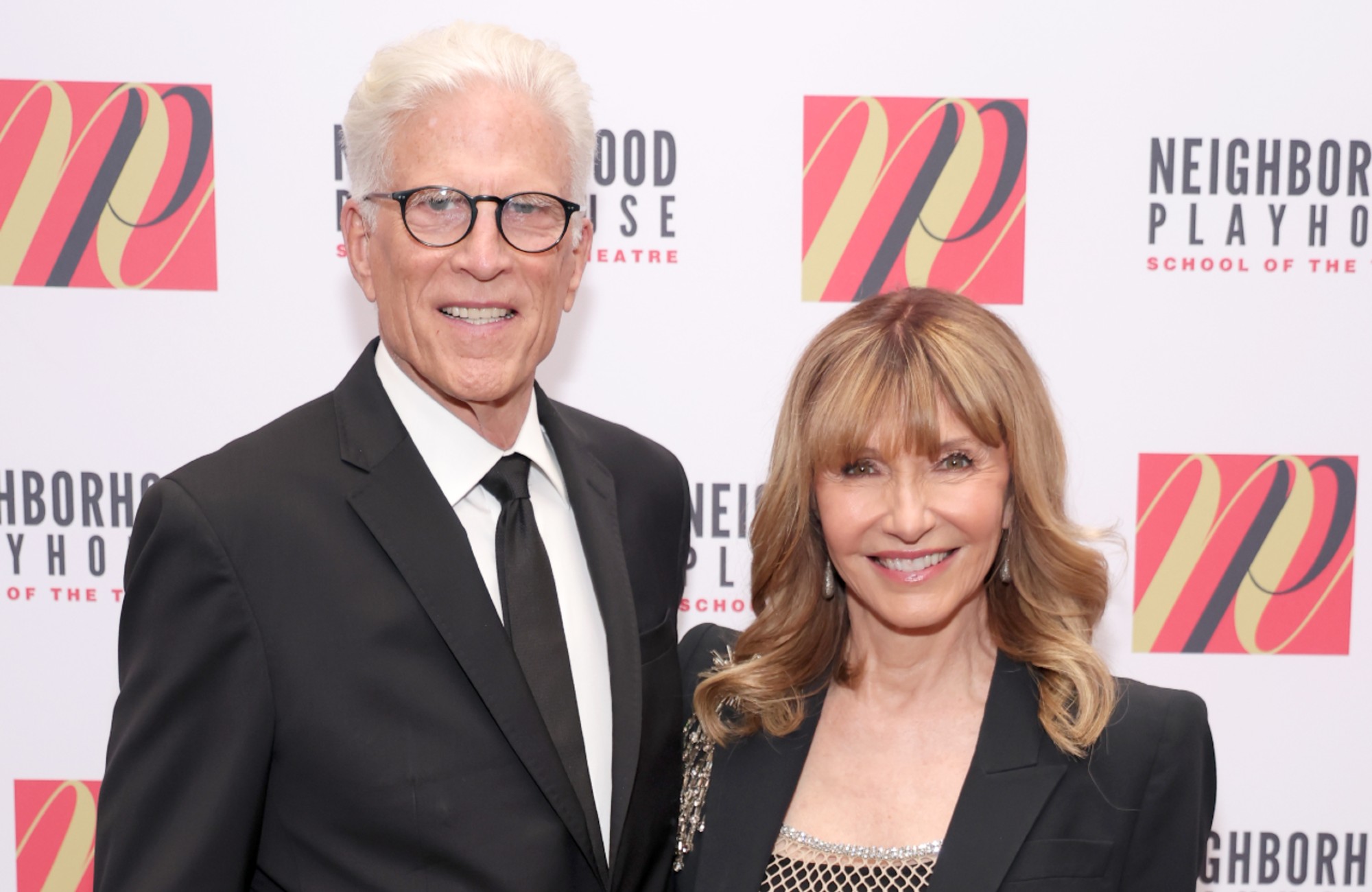 Ted Danson's Wife Mary Steenburgen Joins 'A Man on the Inside' Season 2 ...