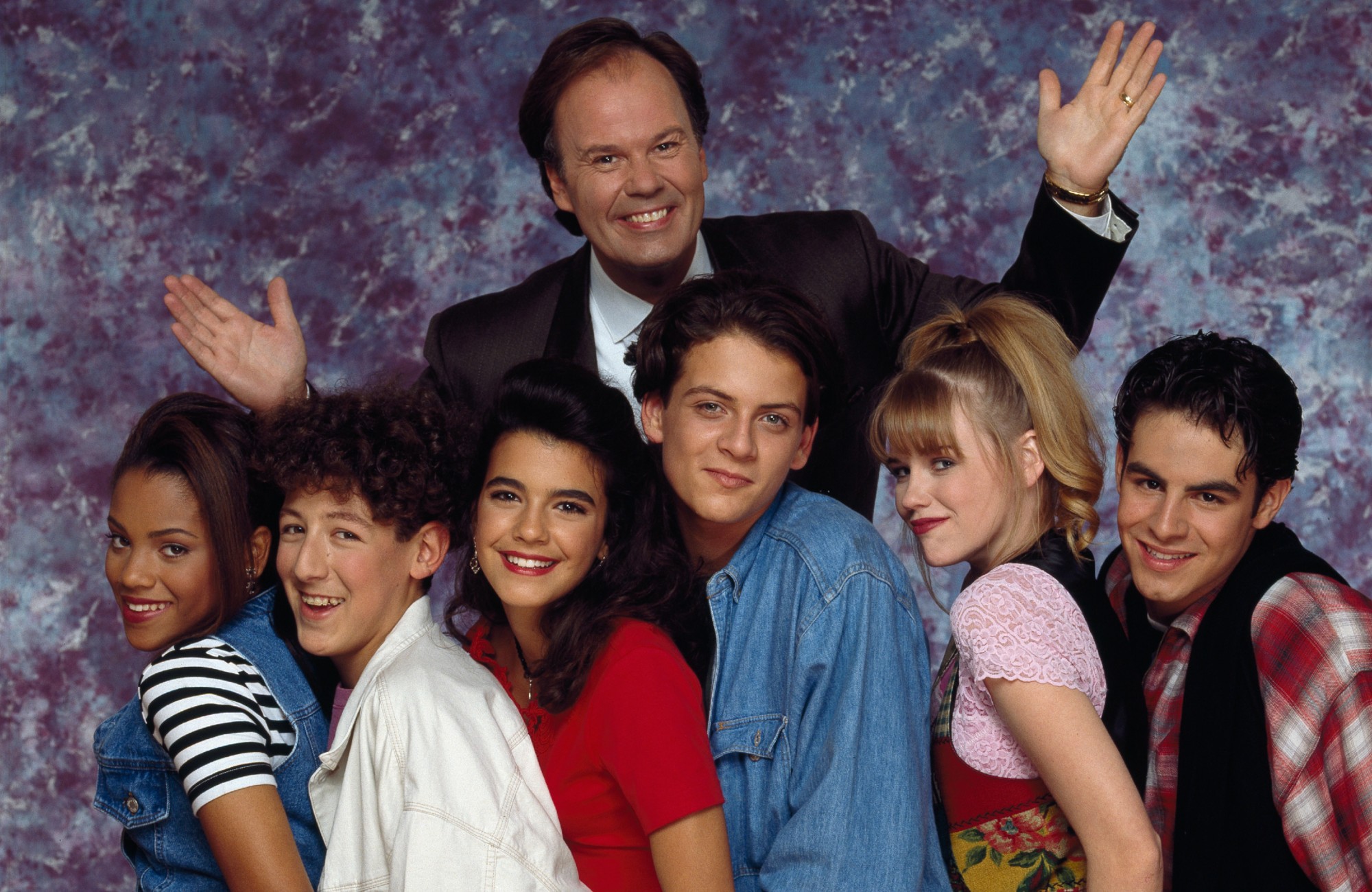 All 5 'Saved by the Bell' Spinoffs and Movies, Explained - PopCulture.com