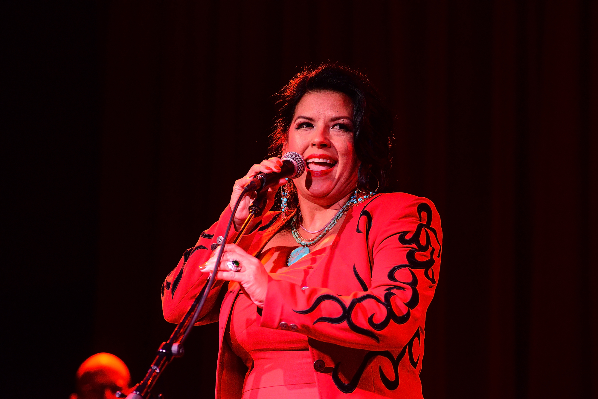 'Twin Peaks' and ‘Mulholland Drive' Singer Dead at 57: Family Confirms ...