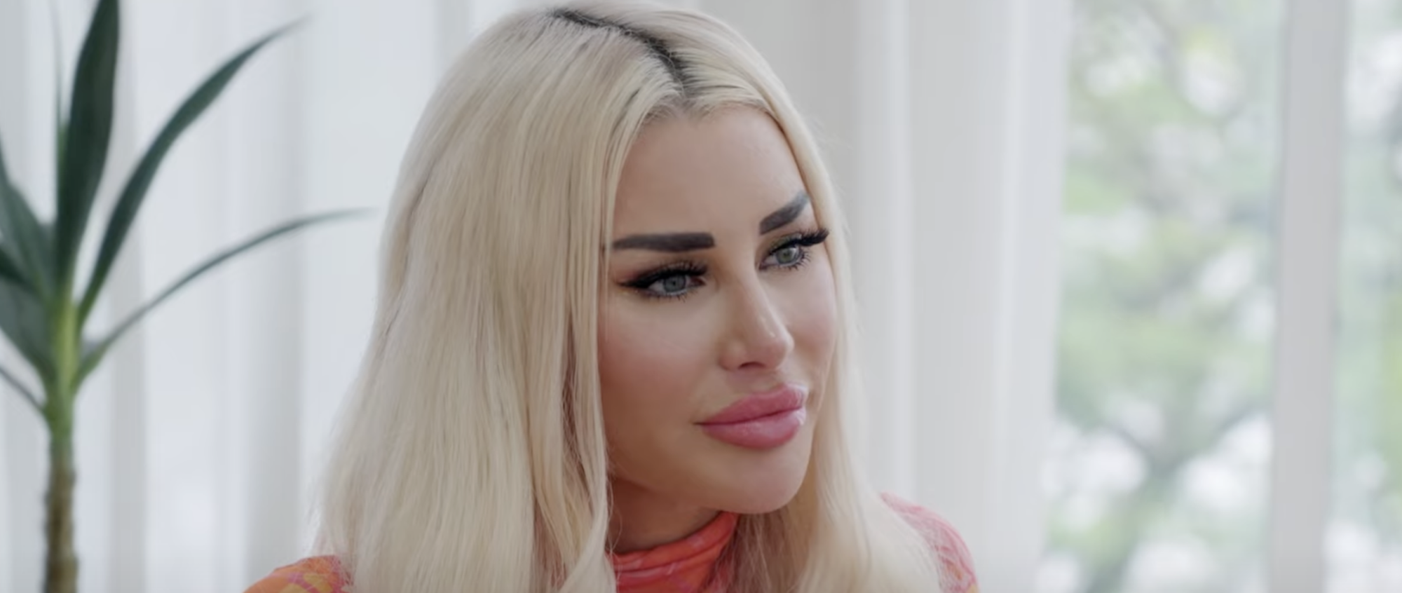 'Match Me Abroad' Exclusive Sneak Peek: Sarah Won't 'Un-Glam' for Her ...