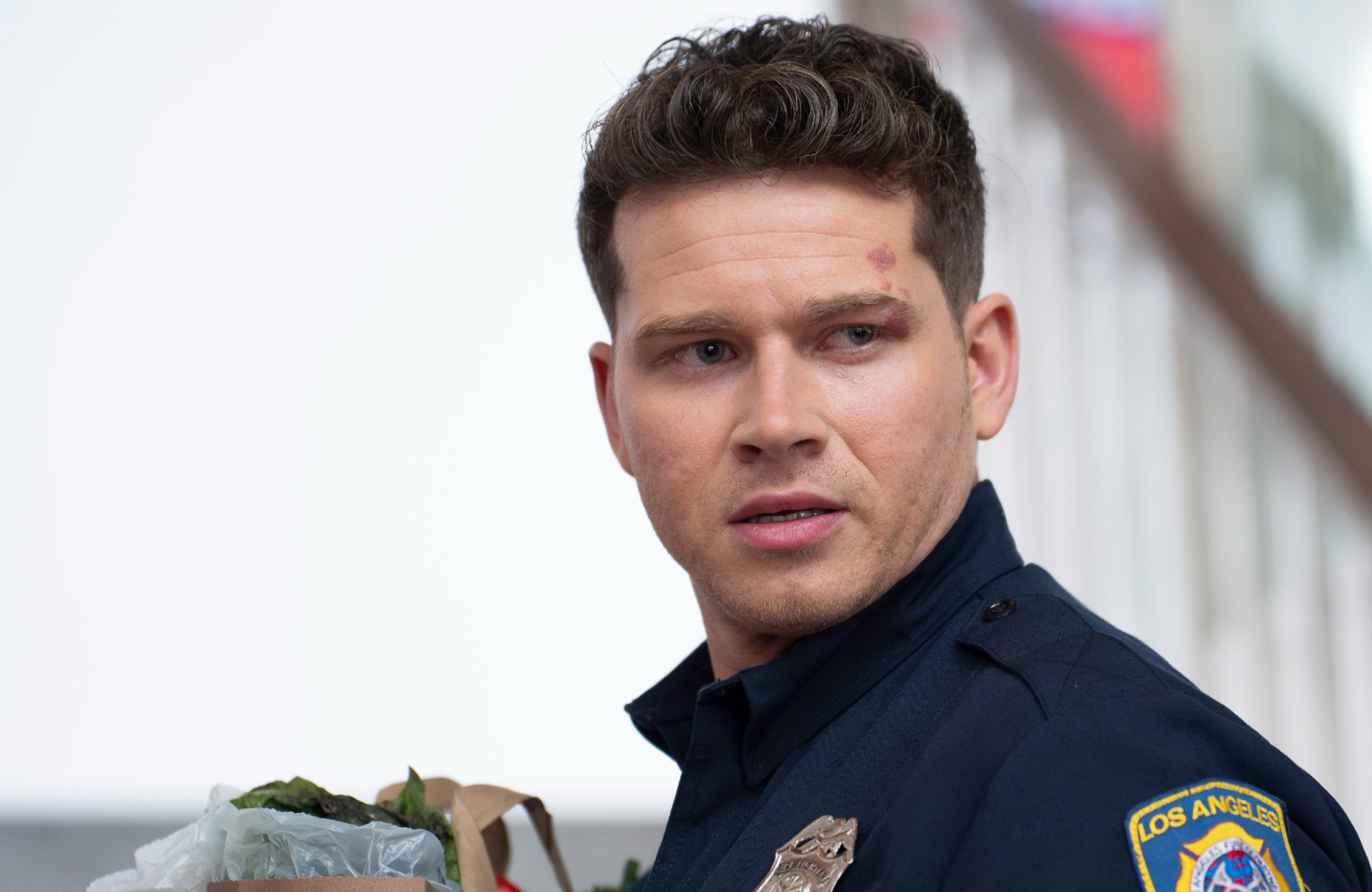 Oliver Stark Shares Adorable Behind-the-Scenes Photos From '9-1-1 ...