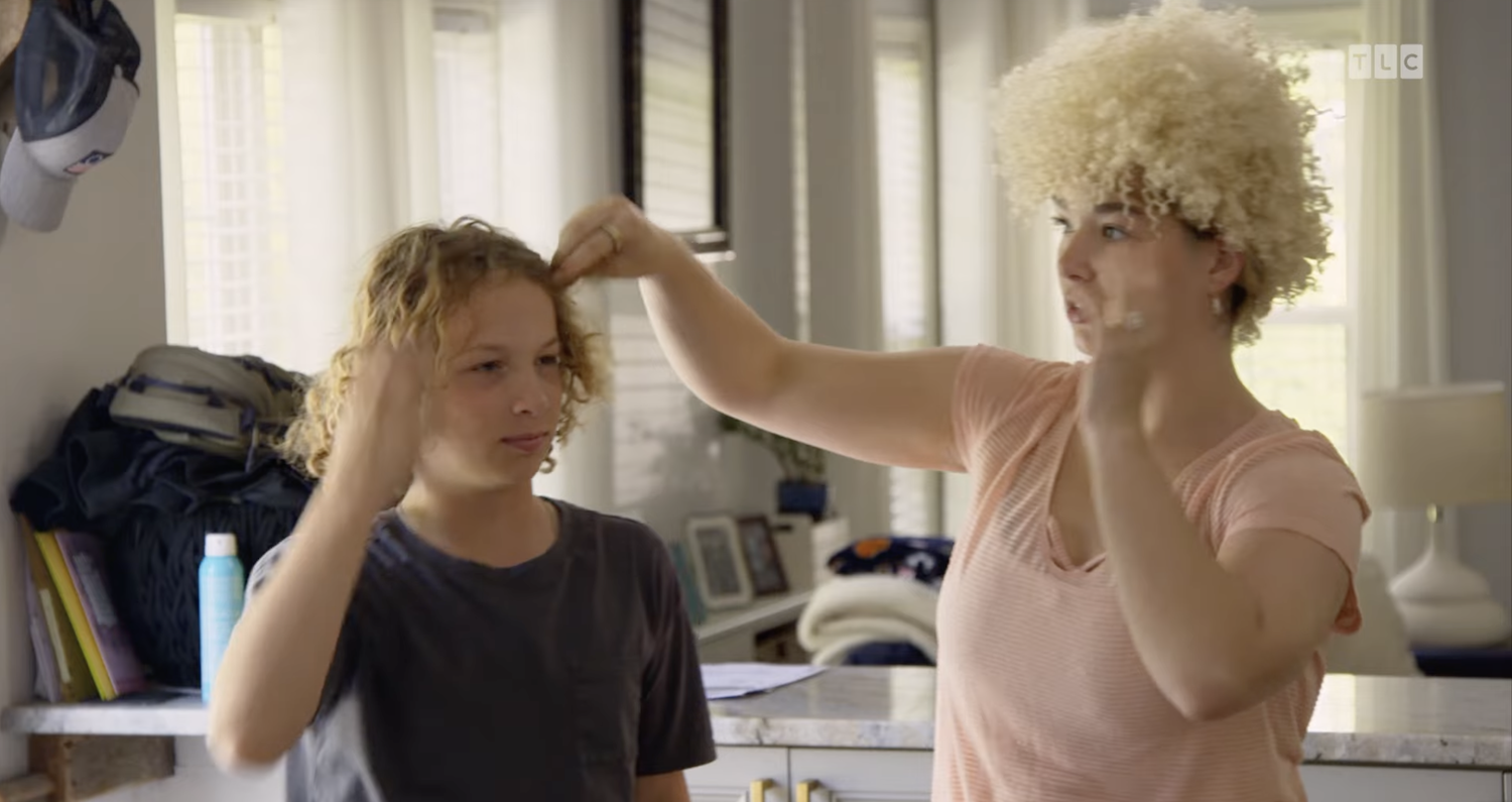'Baylen Out Loud': Baylen Brings 'Wig Night' to Her Family Reunion in ...