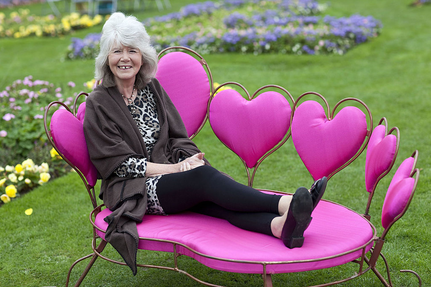 Author Whose Book Inspired Hit Disney+ TV Show Dies Suddenly: Jilly ...