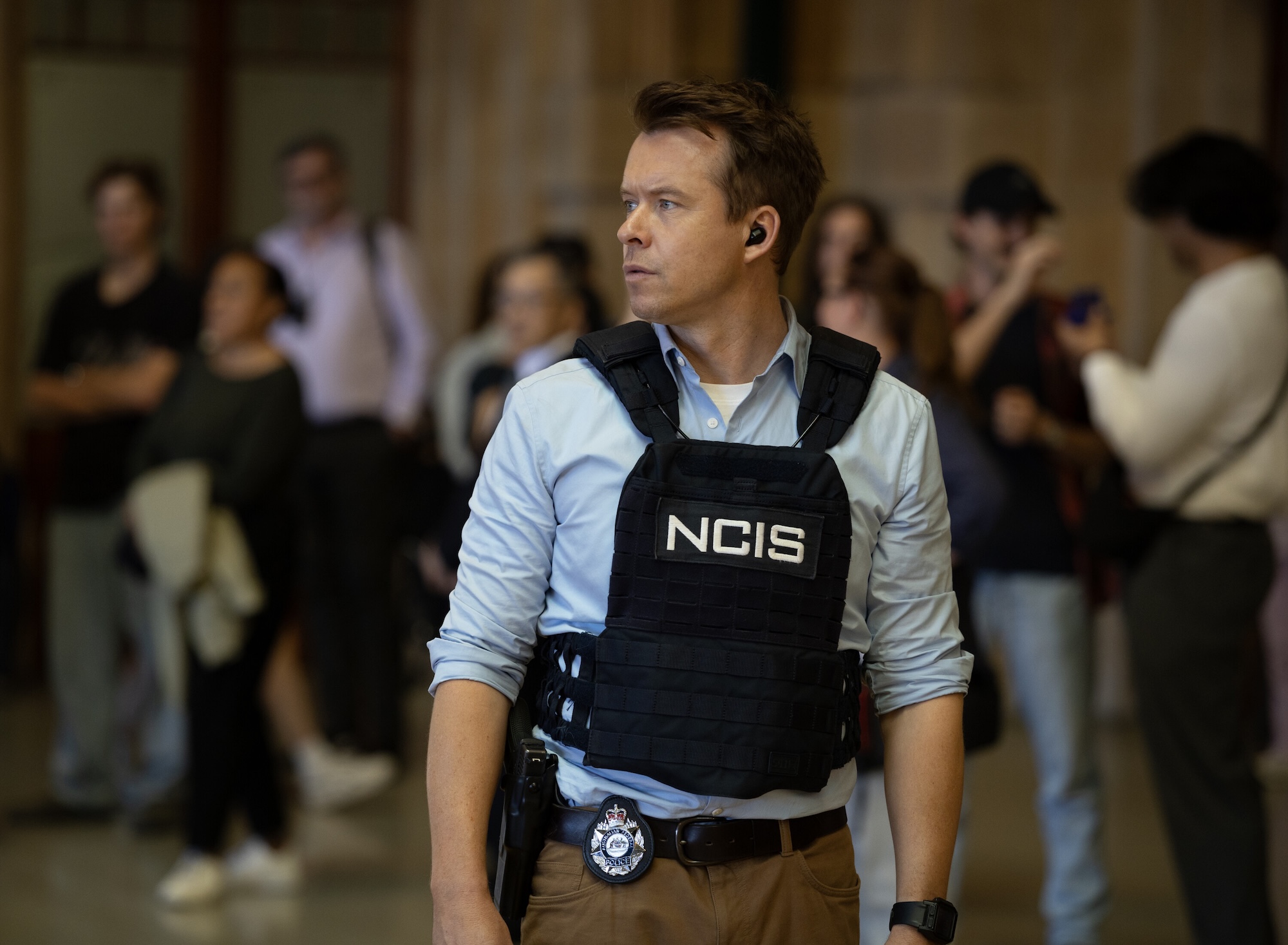‘NCIS: Sydney’ Stars Olivia Swann and Todd Lasance Tease Someone New ...