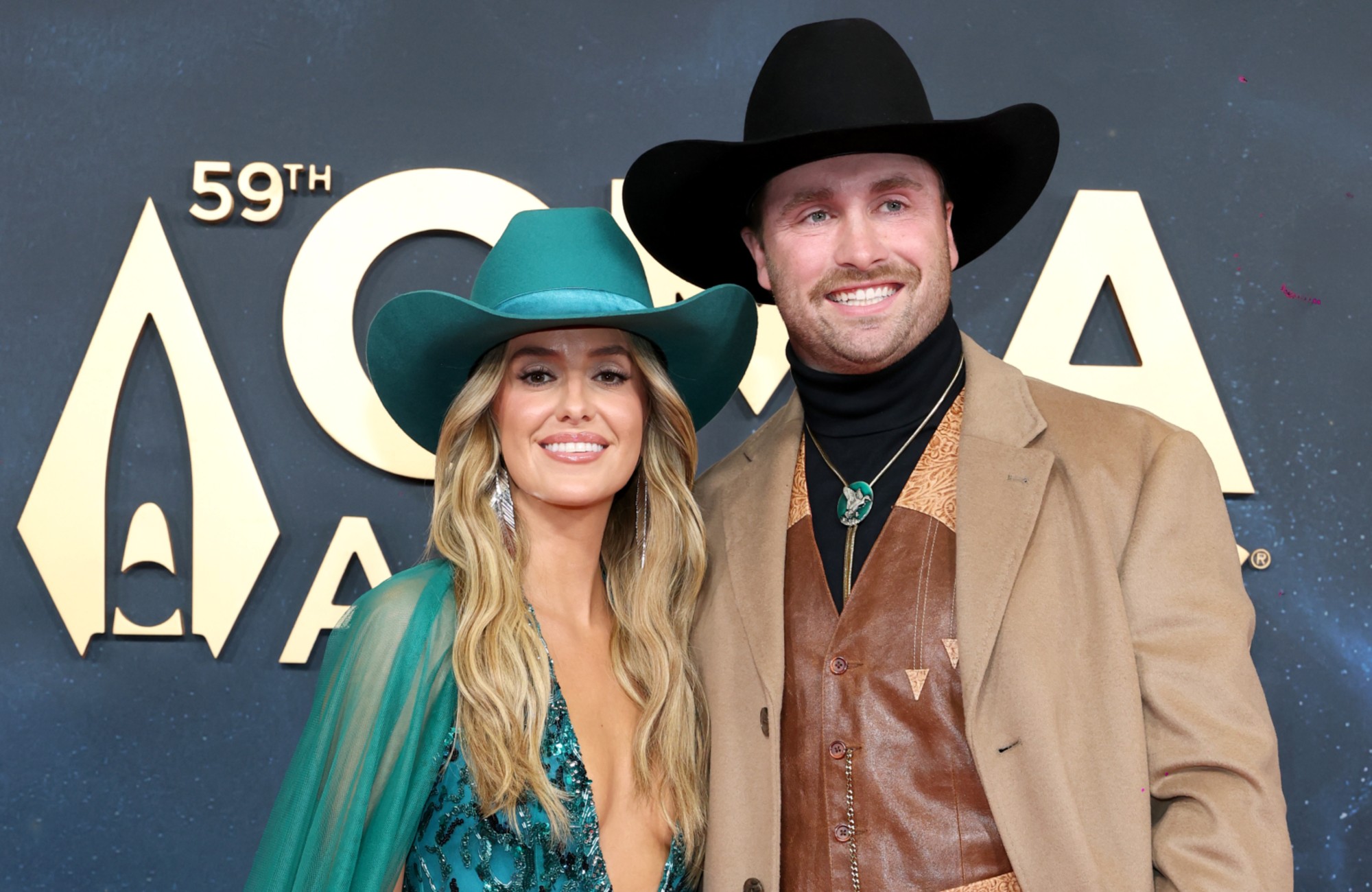 Lainey Wilson Hits CMA Awards Red Carpet With Fiancé — See the Photos ...