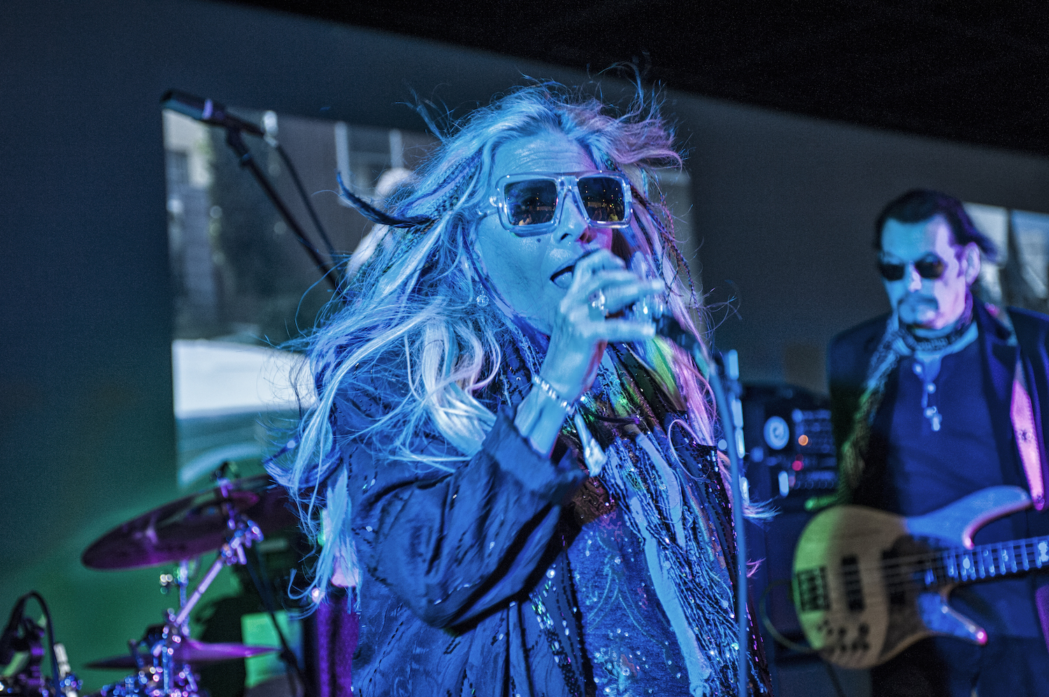 Son of '80s Missing Persons Singer Dale Bozzio Raising Money for Her ...