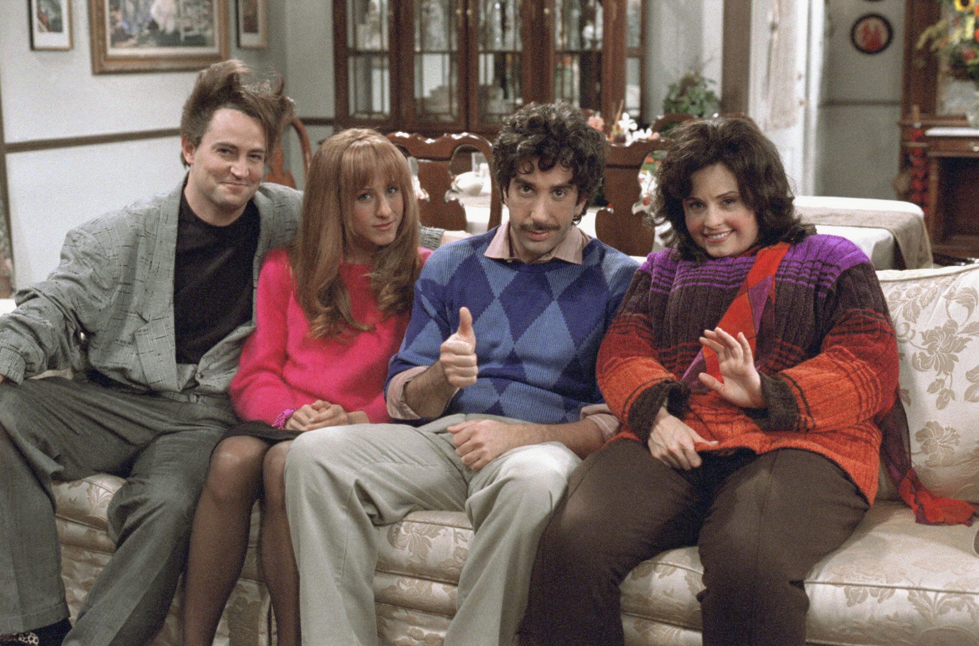 All 10 'Friends' Thanksgiving Episodes (Episode Guide) - PopCulture.com