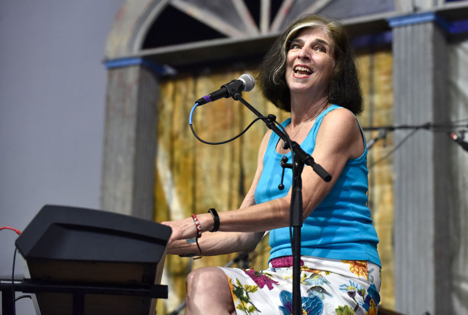 5-Time Grammy Nominee Reveals ALS Diagnosis, Retires From Touring ...