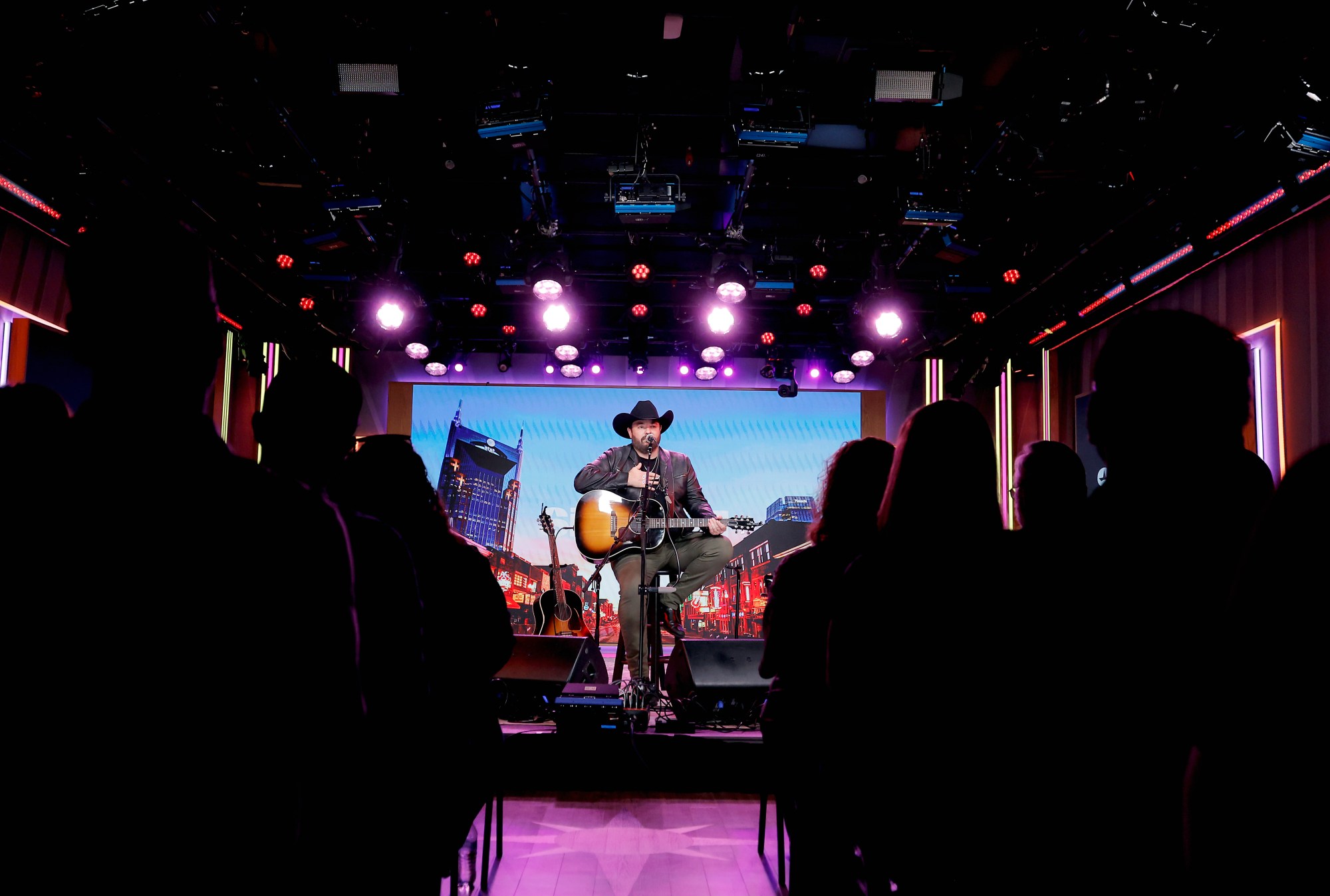 Popular Country Singer Refunds All Concert Tickets After Snow Prevents ...