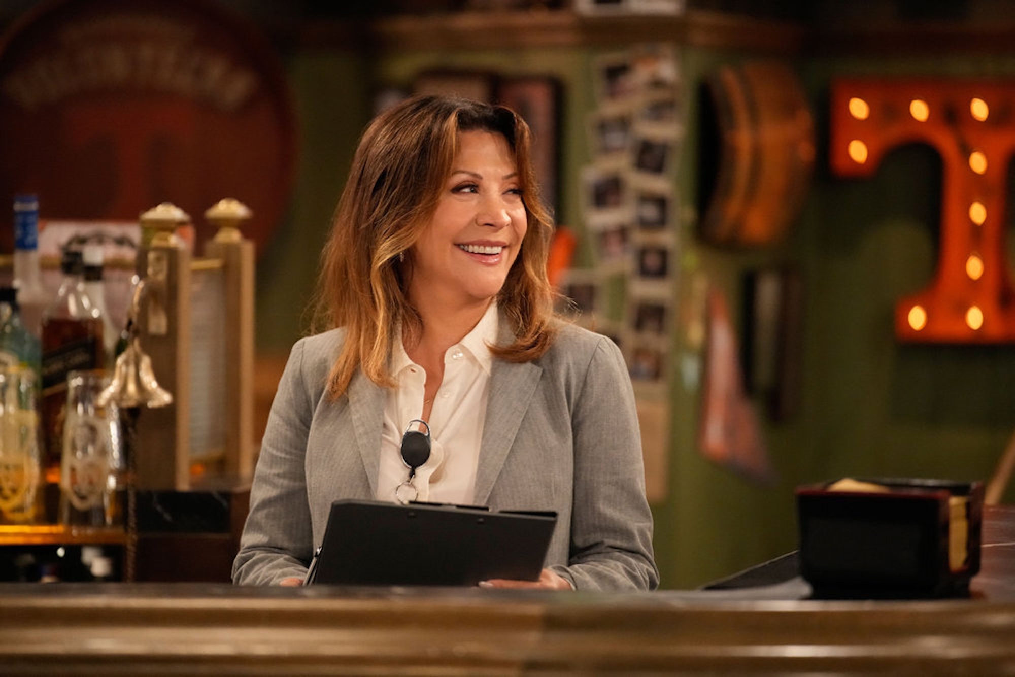 Cheri Oteri Teases ‘Happy’s Place’ Guest Appearance (Exclusive ...