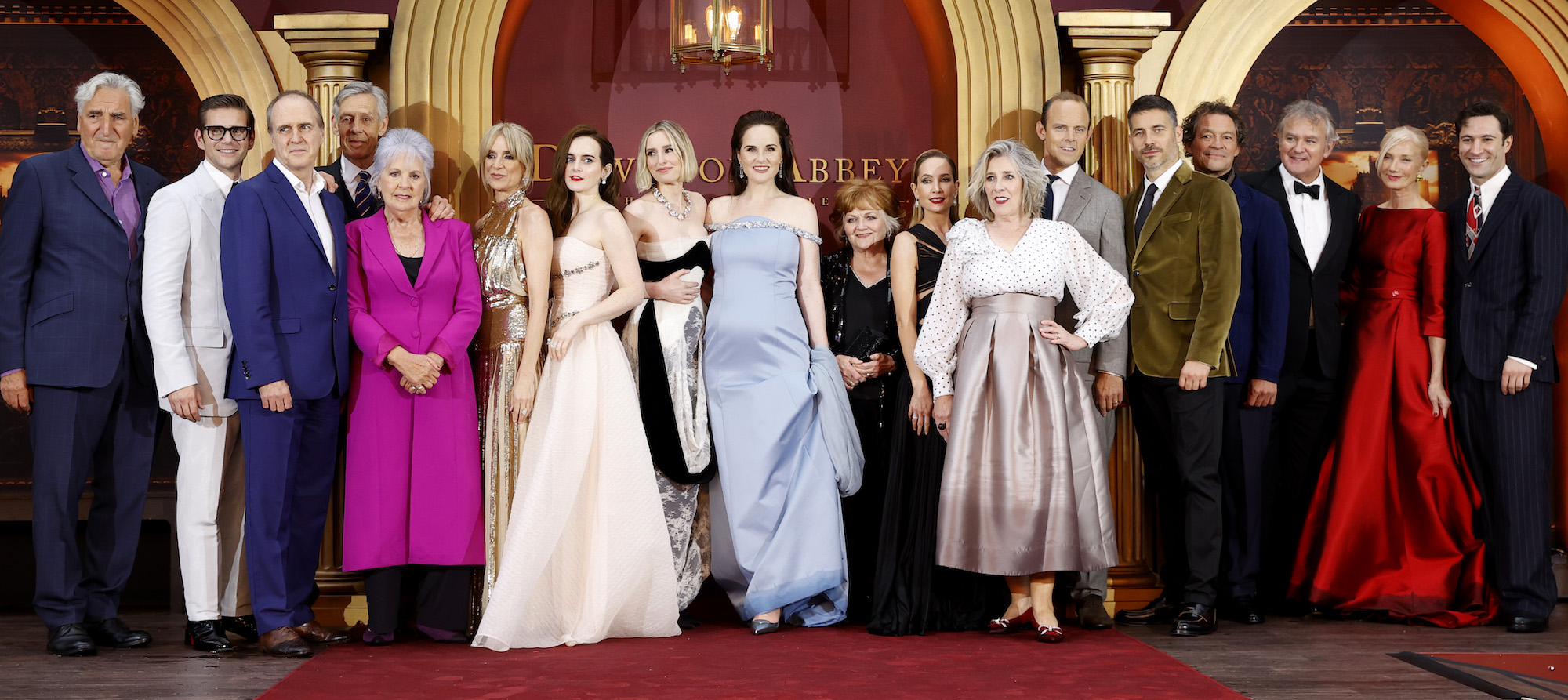 'Downton Abbey' Star Welcomes 1st Child at Age 44 - PopCulture.com
