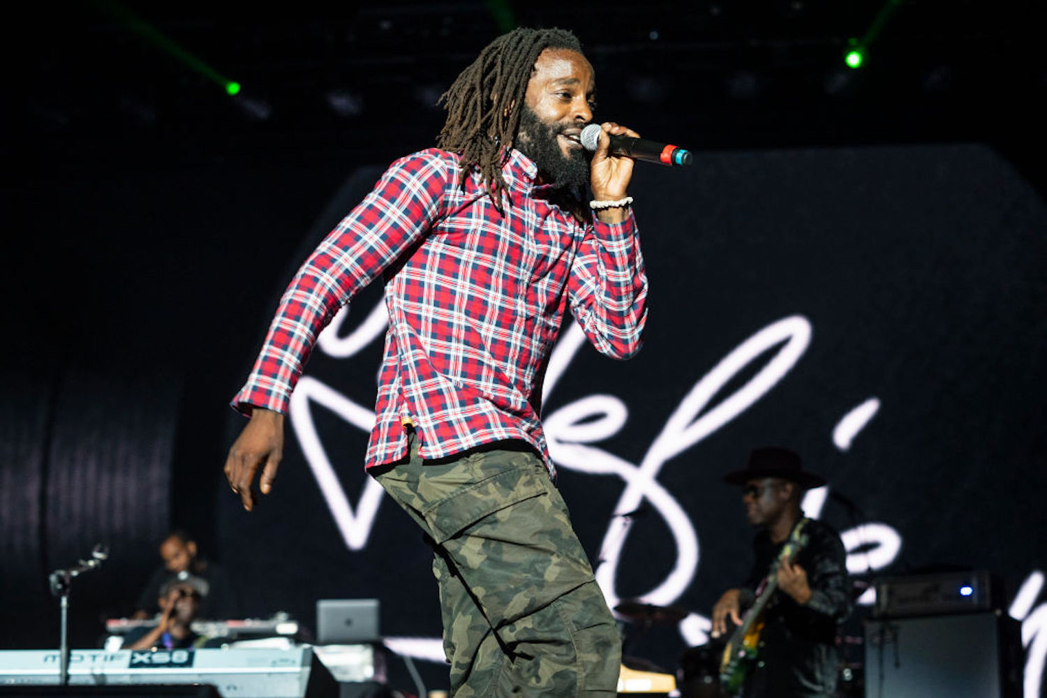 Legendary Producer Behind The Fugees' 'The Score' Dies Suddenly: RIP to ...