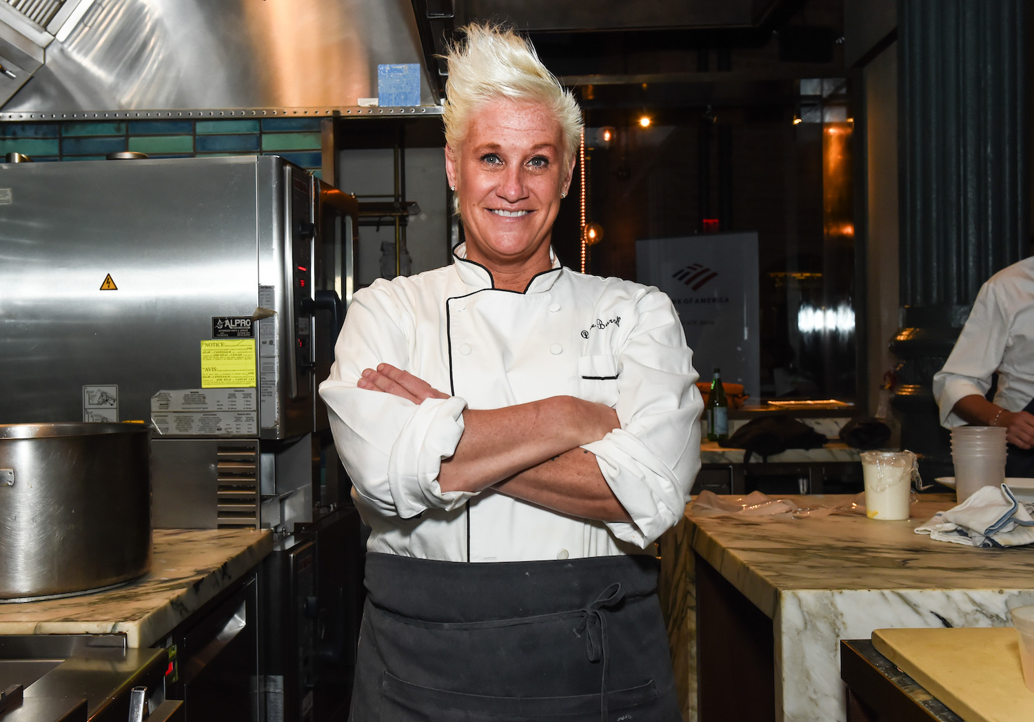 Chef Anne Burrell Reportedly Left 'Suicidal Note' Morning of Her Death ...