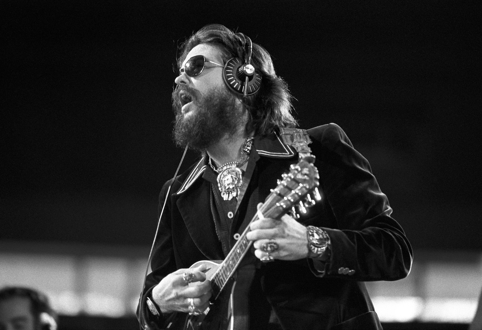 '70s Soft Rock Pioneer Dies: Dash Crofts Was 85 - PopCulture.com